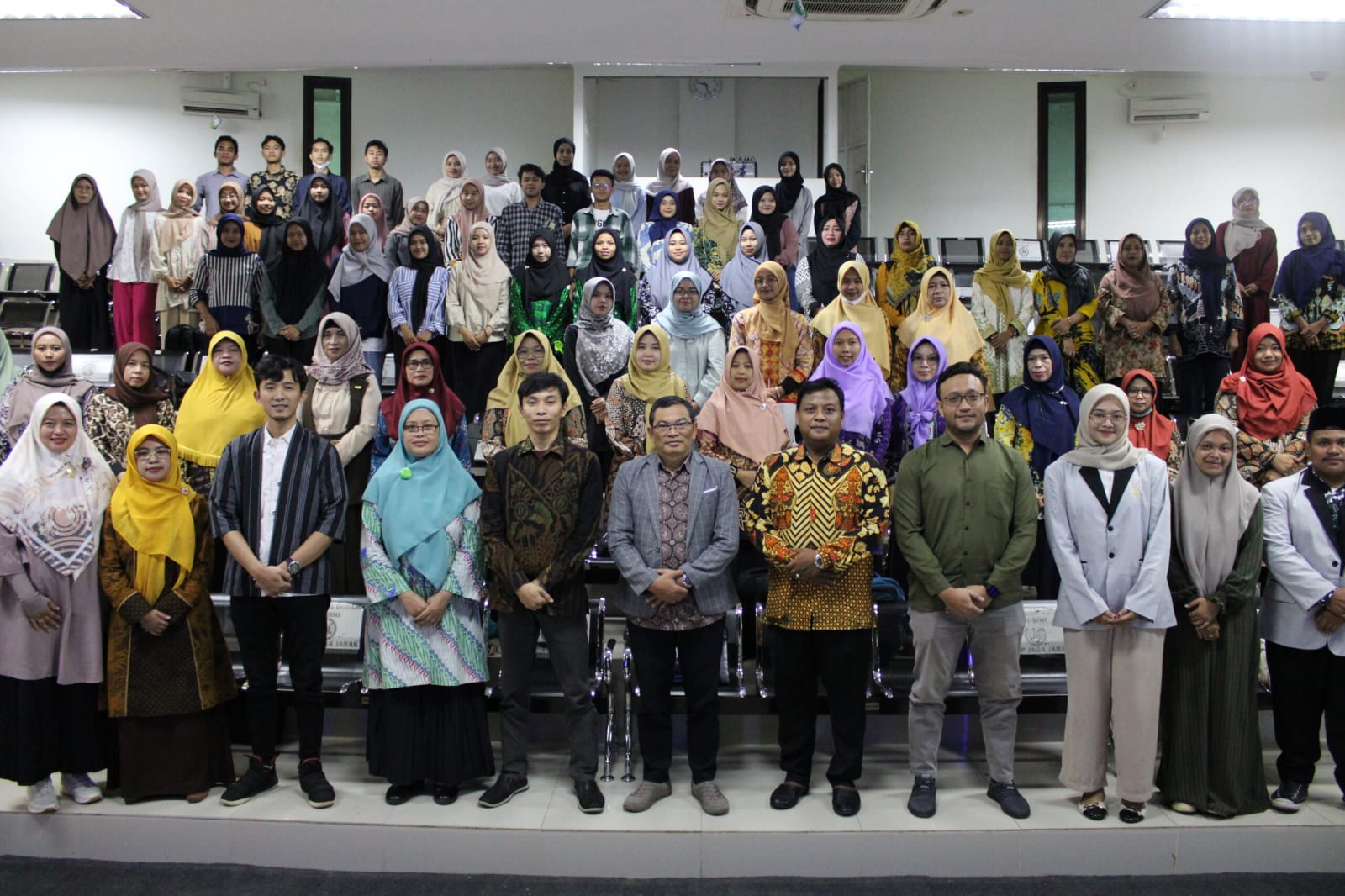 Mahasiswa PGMI Diajak Publikasi Artikel Jurnal Scopus - Distingsi.com: Menyajikan Fakta dalam Data