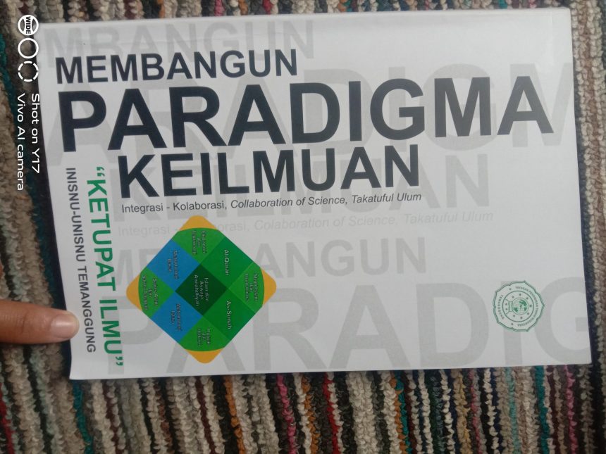 Membangun Paradigma Keilmuan Integrasi-Kolaborasi - Distingsi.com: Menyajikan Fakta dalam Data