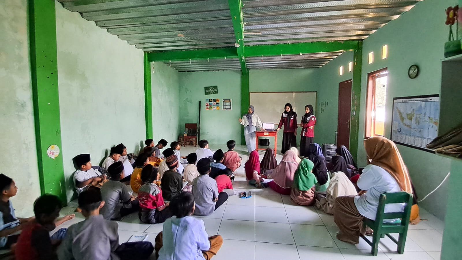 Gerakan Asyik Mahasiswa PGMI INISNU Temanggung Edukasi Syarat Puasa di MI Ma’arif Asma’ul Husna ...